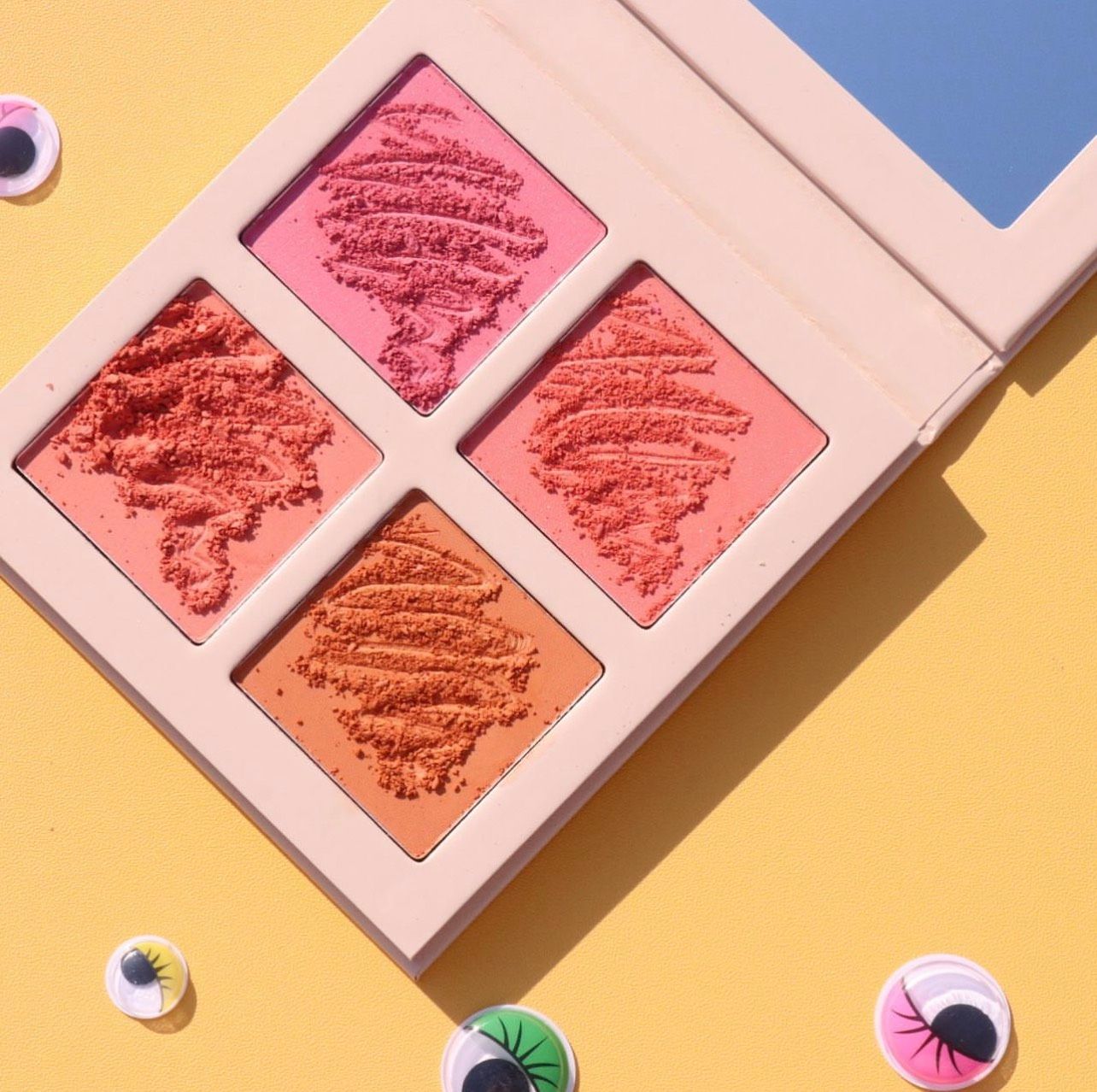 Bảng má MoonSlice Blushing moon 4 ô – Vy Hí Beauty