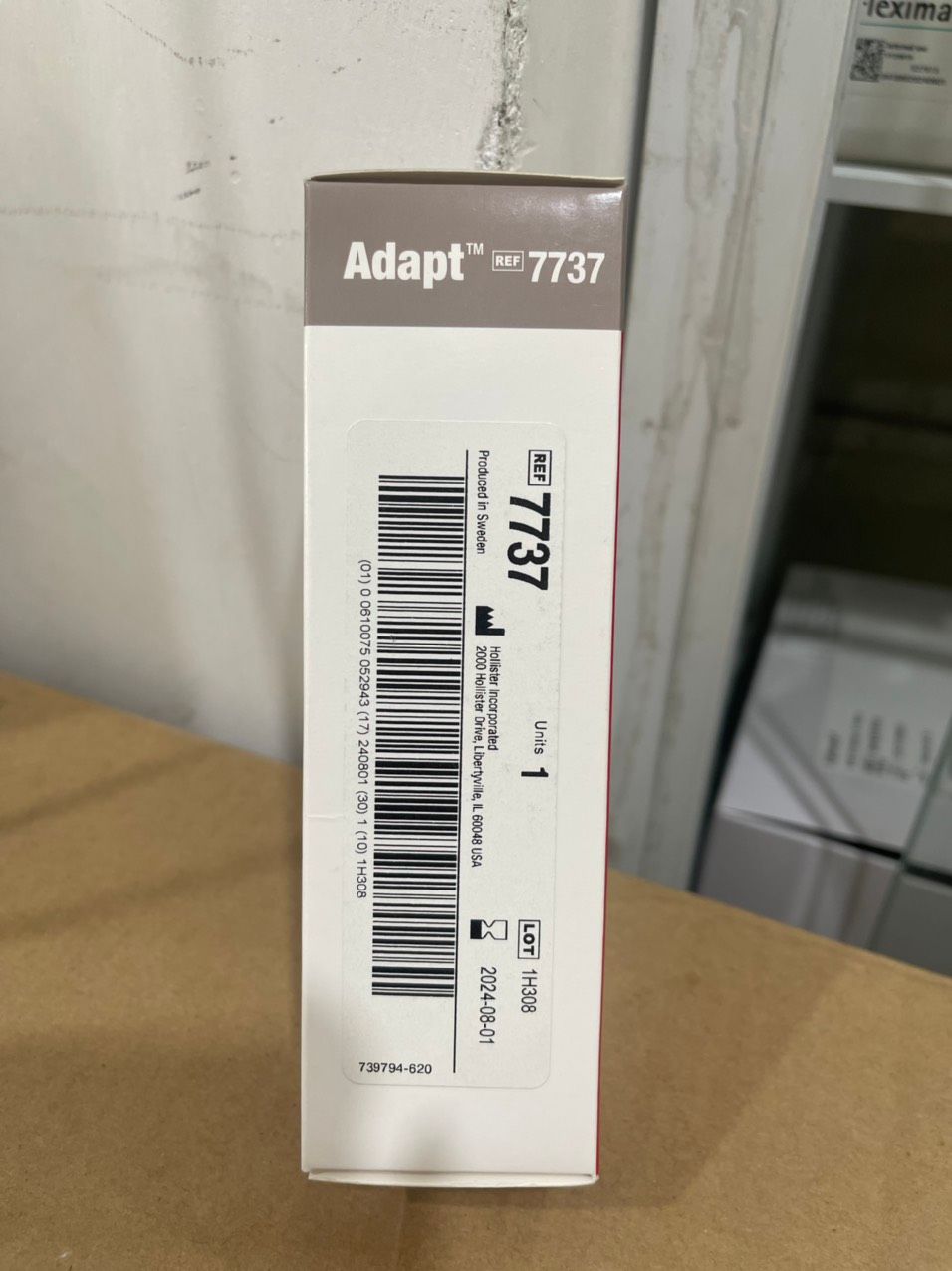 Chai xịt tẩy chất keo túi hậu môn Adapt Hollister 7737 – Nhà Thuốc Bệnh Viện