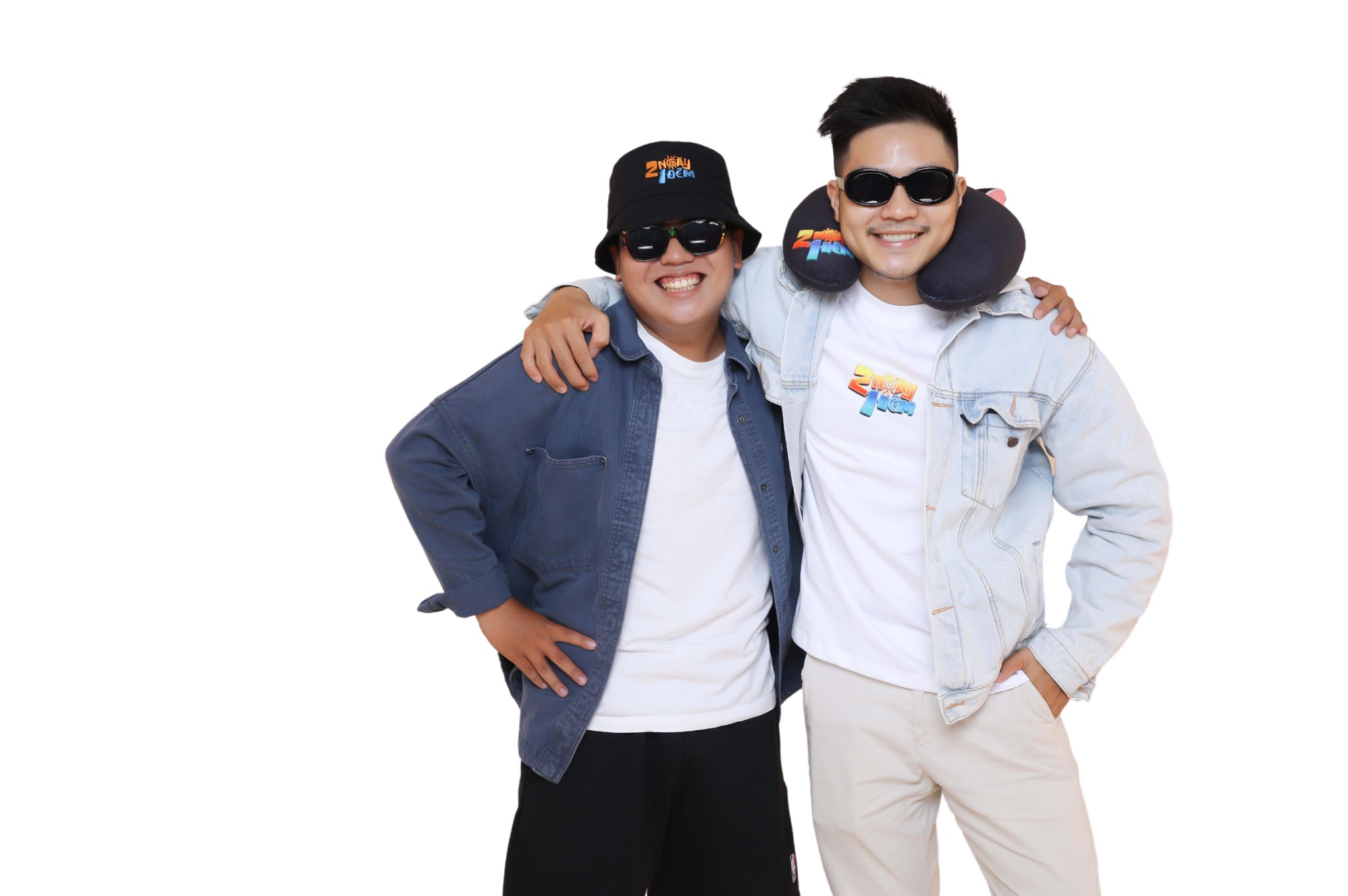 Gối cổ 2N1D Màu Đen Freesize | VieSHOP x 2 Ngày 1 Đêm Việt Nam