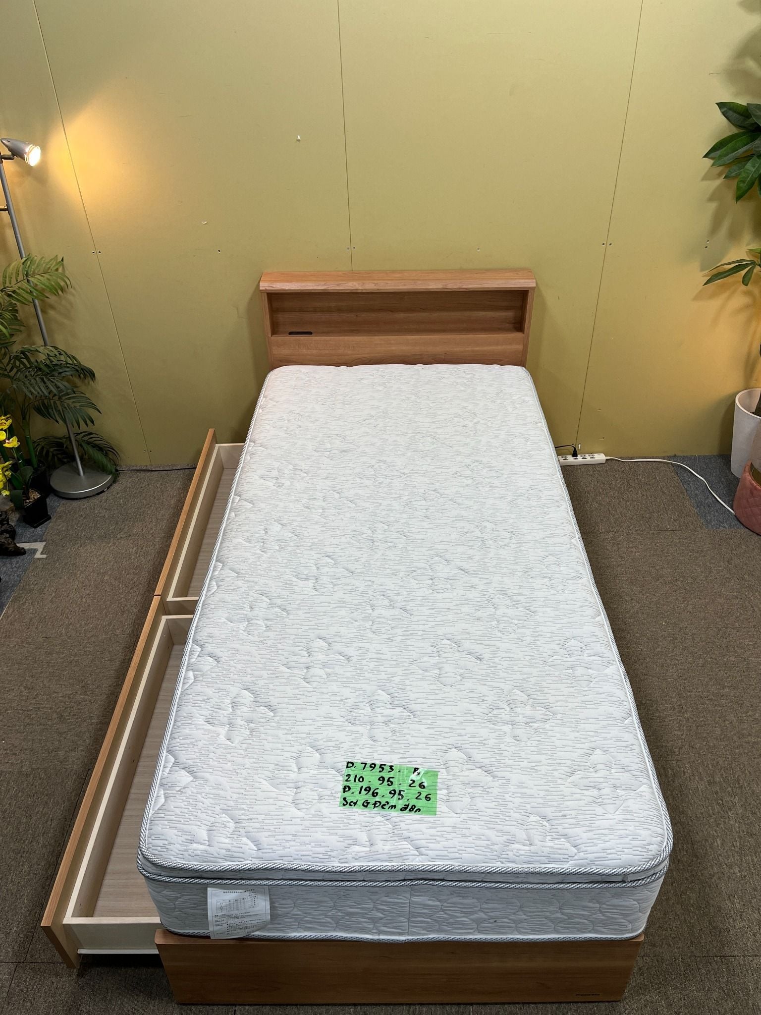 Set D7953 Giường, Đệm đơn có hộp B – Hallo Japan Recycle Store