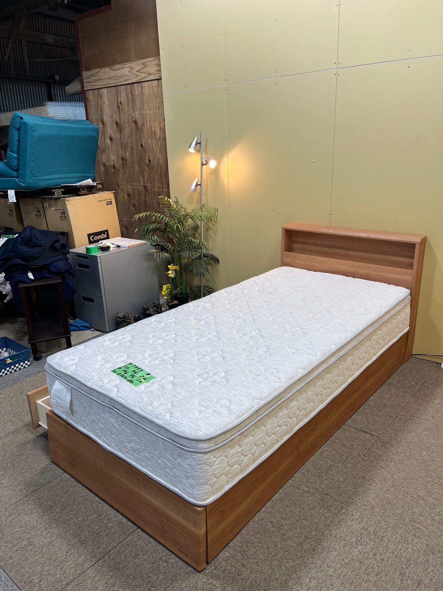 Set D7953 Giường, Đệm đơn có hộp B – Hallo Japan Recycle Store