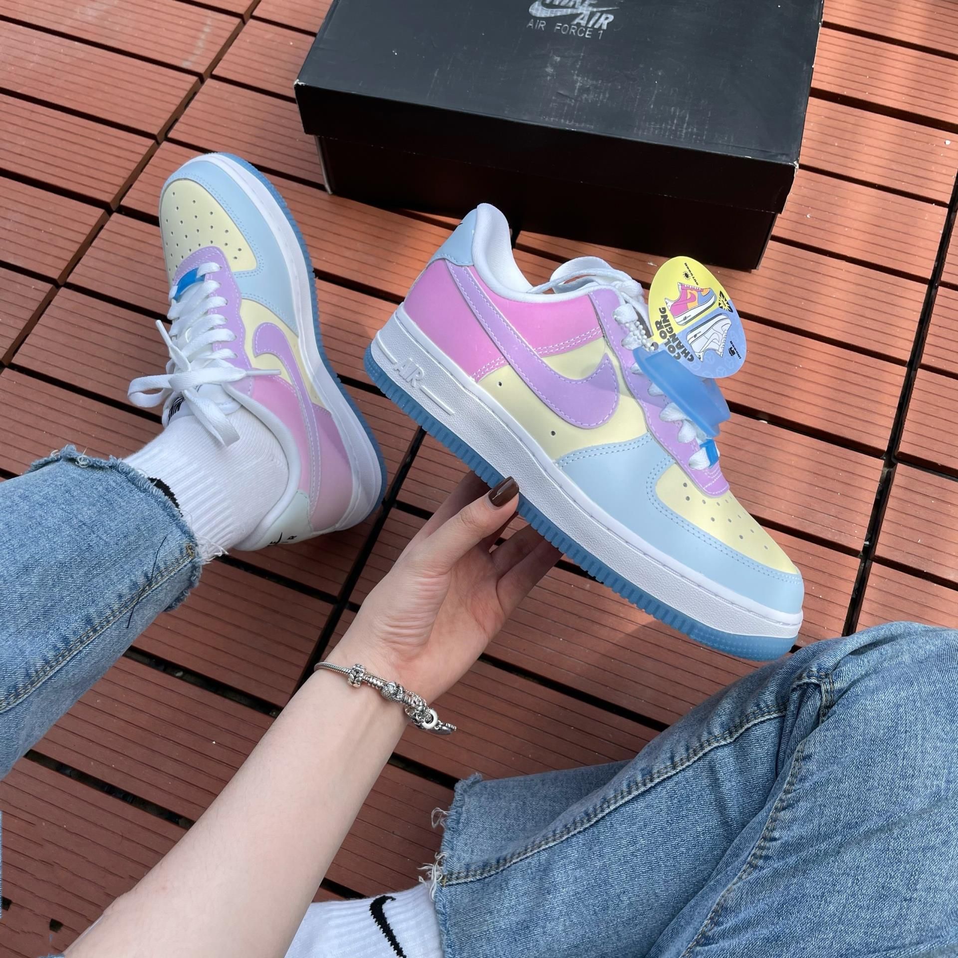 0308 [chÍnh HÃng] Giày Sneaker Nike Air Force 1 07 Lx Uv Reacti
