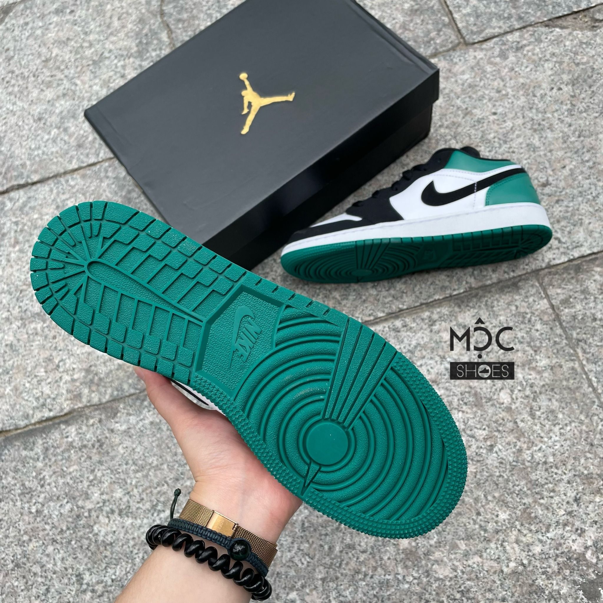 1374 - HÀNG CHÍNH HÃNG - Giày Air Jordan 1 Low Mystic Green - *Xanh ...