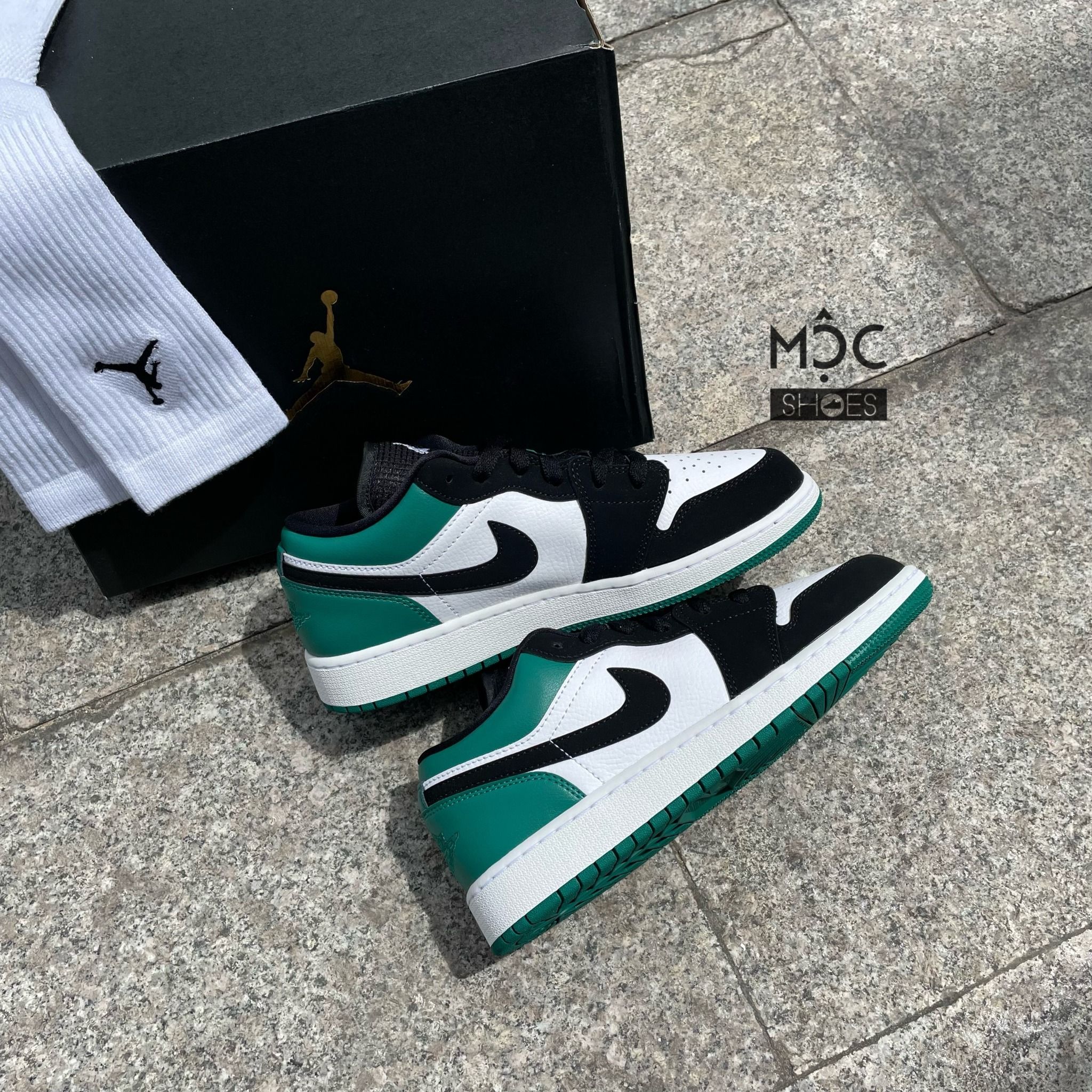 1374 - HÀNG CHÍNH HÃNG - Giày Air Jordan 1 Low Mystic Green - *Xanh ...