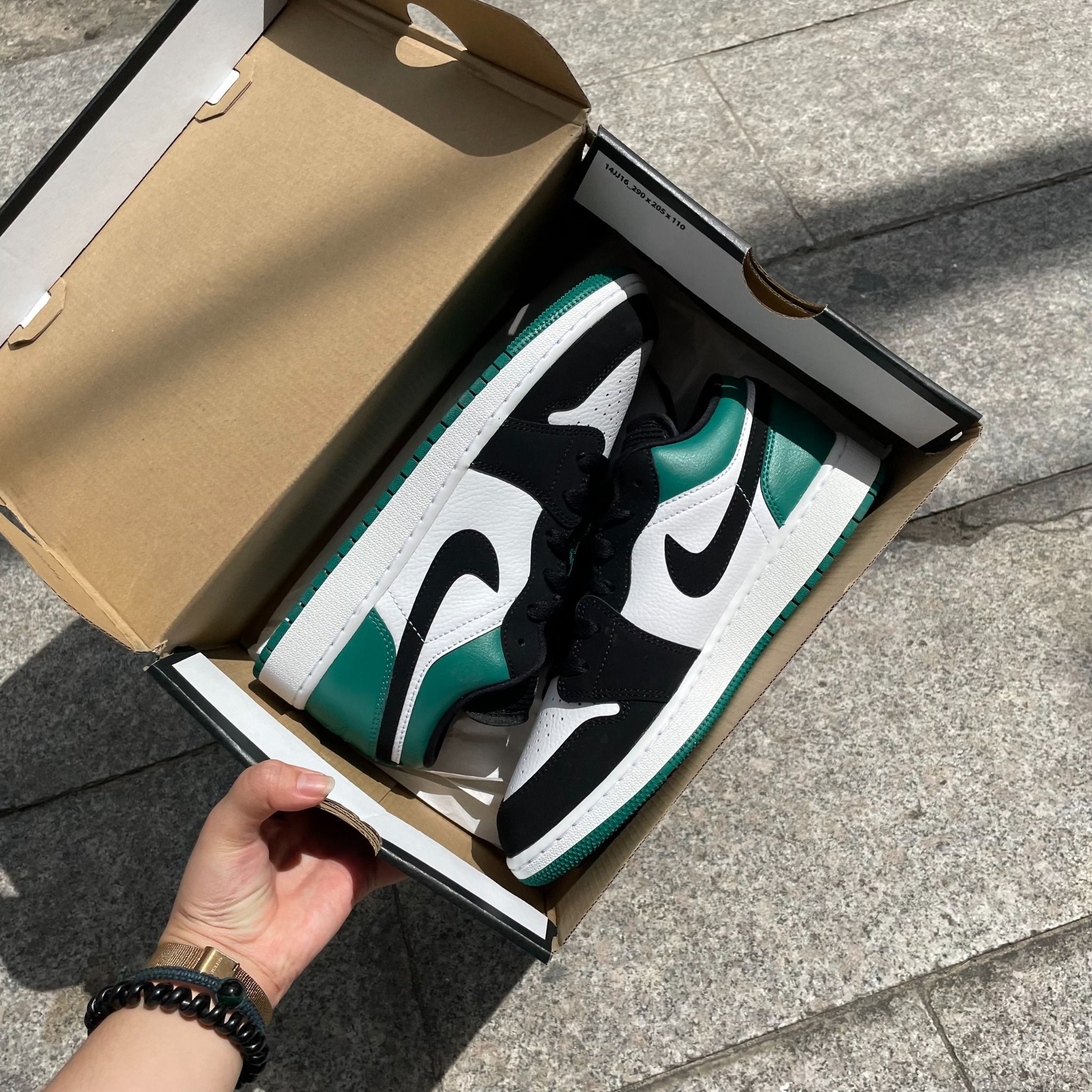 1374 - HÀNG CHÍNH HÃNG - Giày Air Jordan 1 Low Mystic Green - *Xanh ...