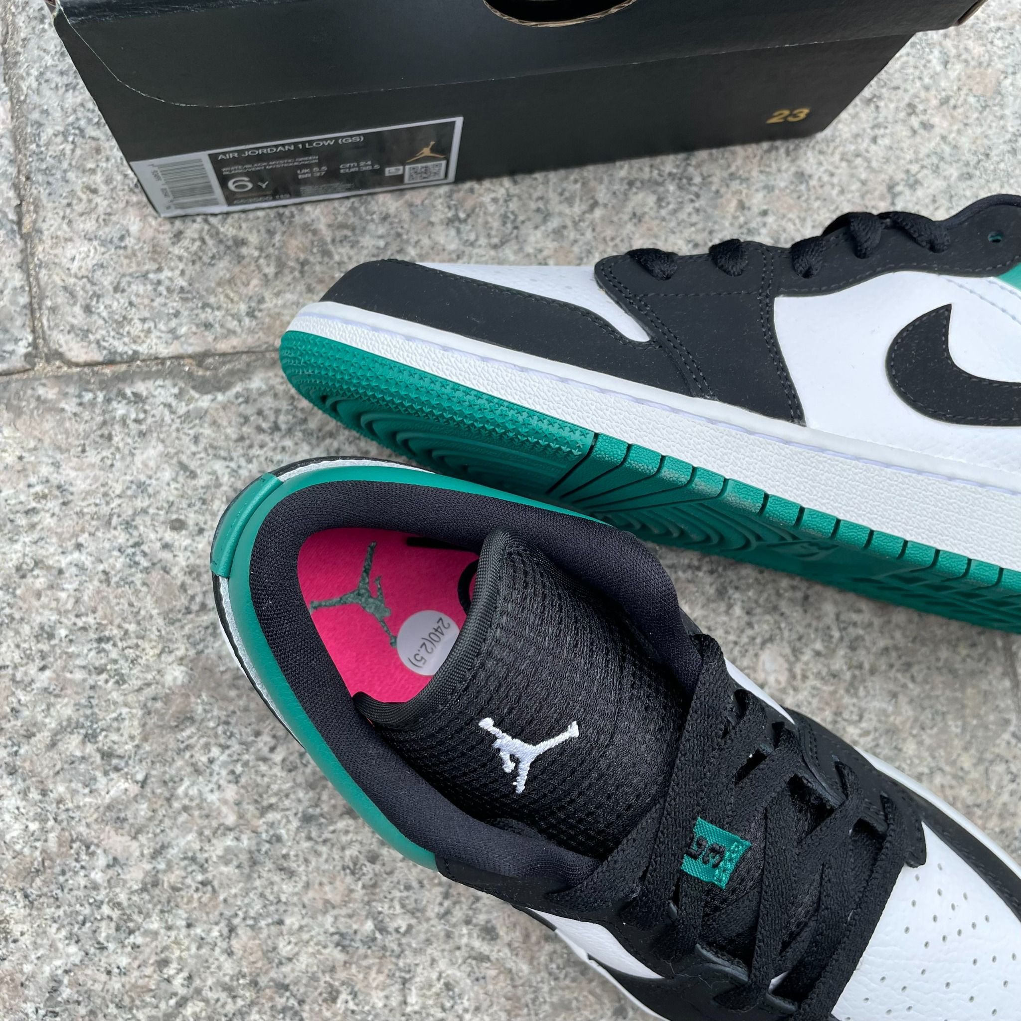 1374 - HÀNG CHÍNH HÃNG - Giày Air Jordan 1 Low Mystic Green - *Xanh ...