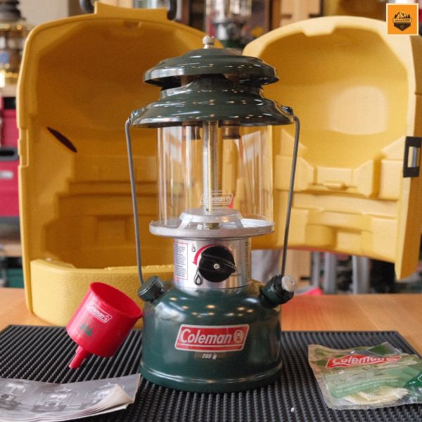 Đèn Măng Xông Vintage Coleman Adjustable Two Mantle Lantern 288A Date ...