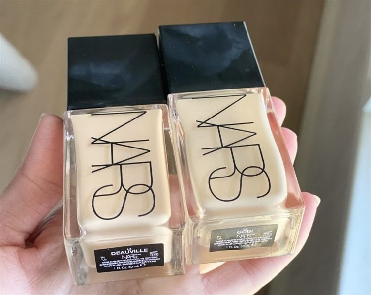 Kem nền NARS Light Reflecting Foundation 30ml - Light 2 Mont Blanc – Mỹ Phẩm Socutelipstick ...