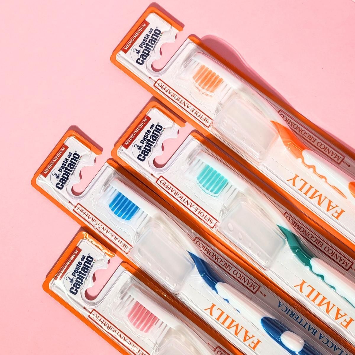 CAPITANO TOOTHBRUSH FAMILY MEDIUM – SDHome - Gia Dụng Nhập Khẩu