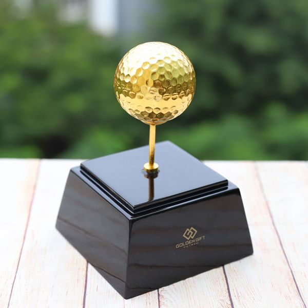 Quả Bóng Golf đúc bằng đồng mạ vàng | Biểu tượng trái banh Golf vàng ...