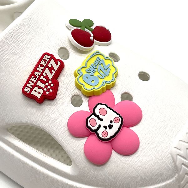 Sticker Jibbitz Charm Sneaker Buzz Jibbitz Charm