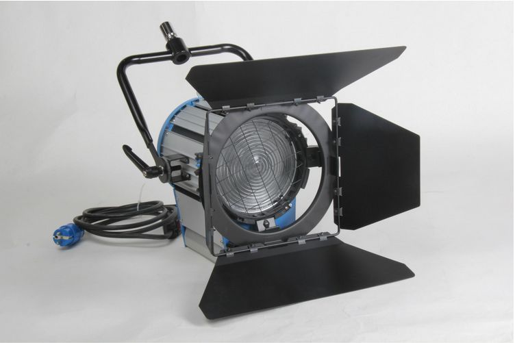 Đèn Spotlight 1000W – Piccolo Media