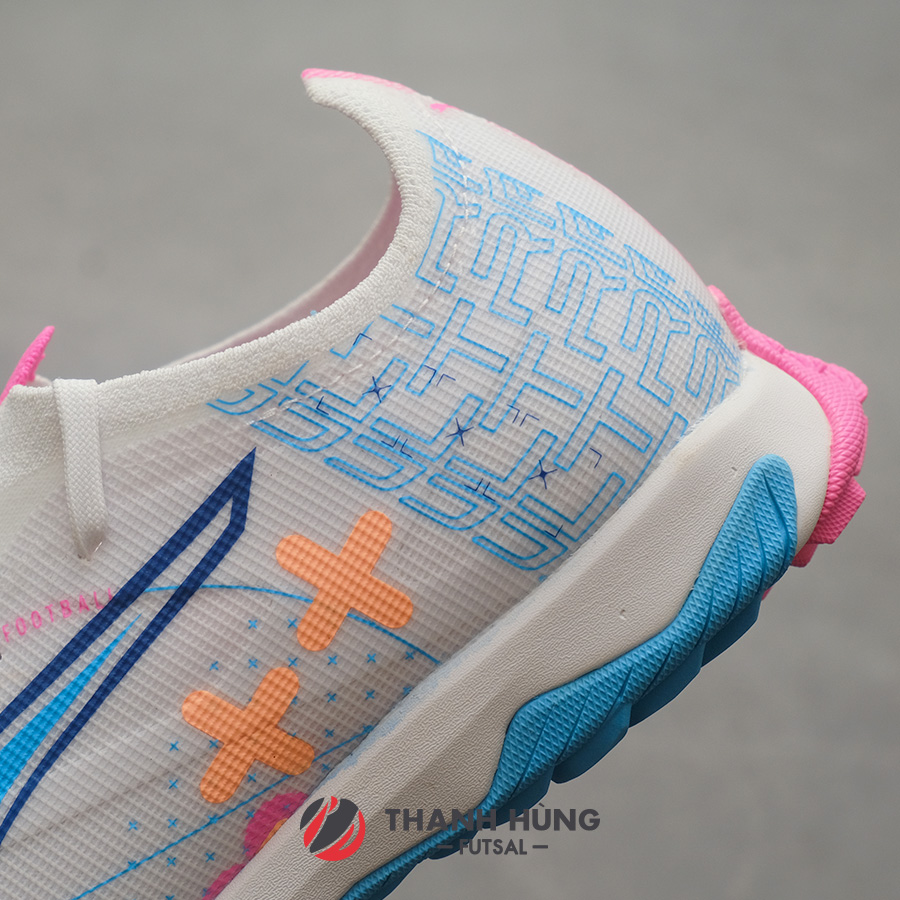 GIÀY ĐÁ BÓNG SÂN CỎ NHÂN TẠO PUMA ULTRA 5 MATCH VOL UP TT - 108091-01 – Thanh Hùng Futsal