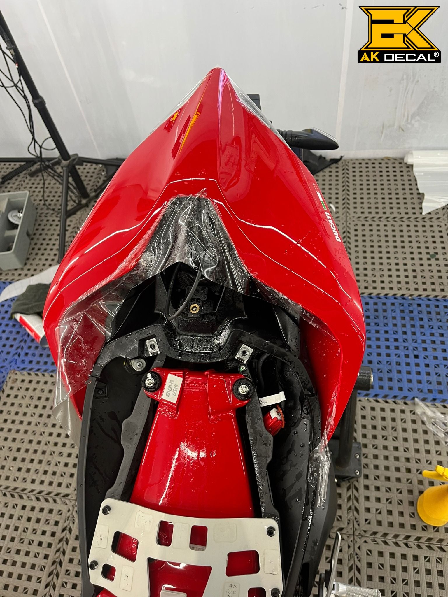 PPF DUCATI V4 – AK DECAL