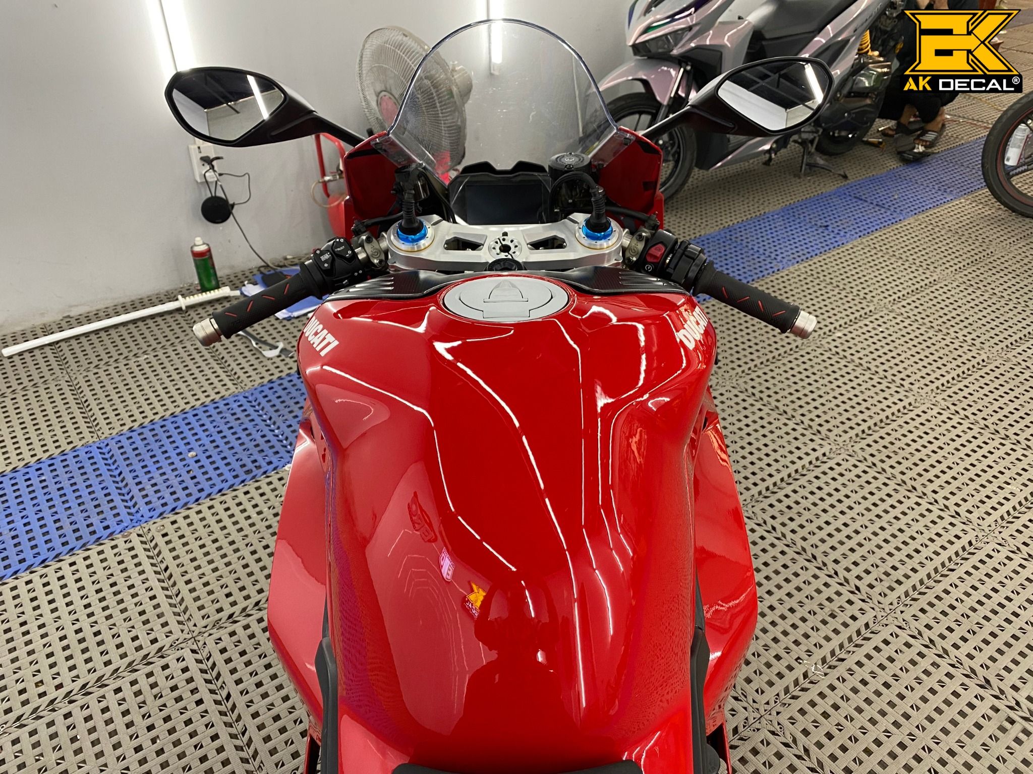 PPF DUCATI V4 – AK DECAL