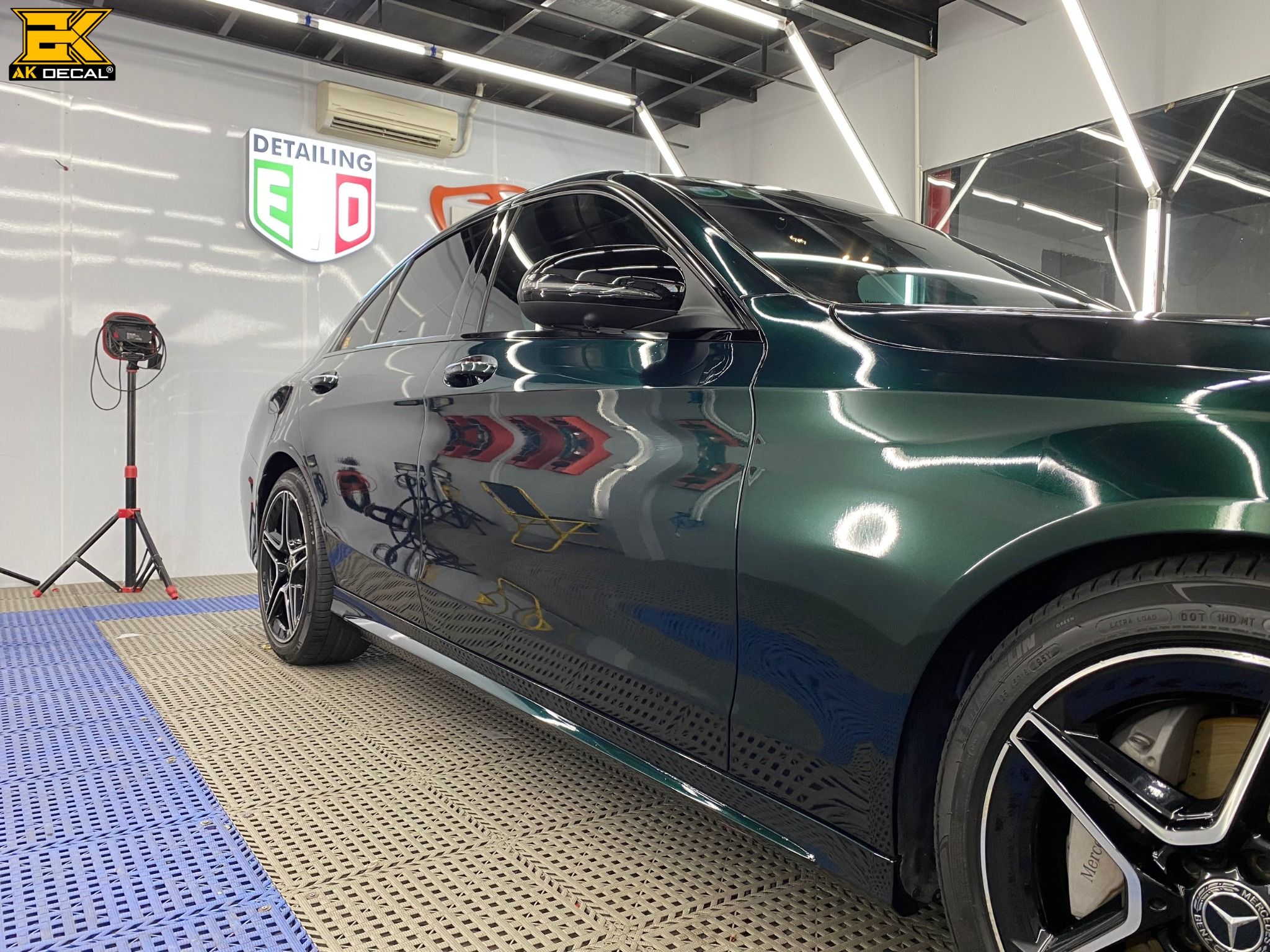 MERCEDES C300 - 10 WRAP GREEN – AK DECAL