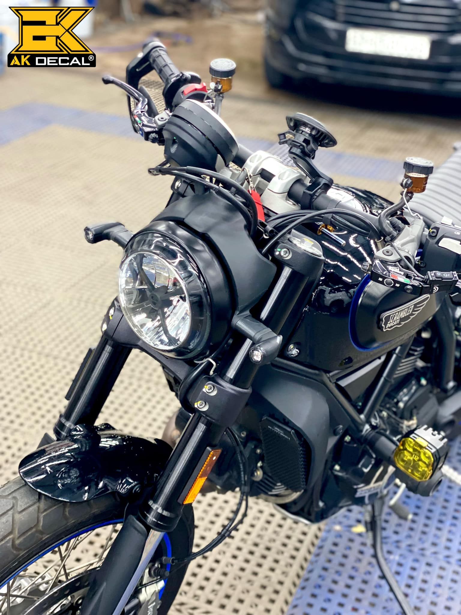 DUCATI SCRAMBLER - 090423 – AK DECAL