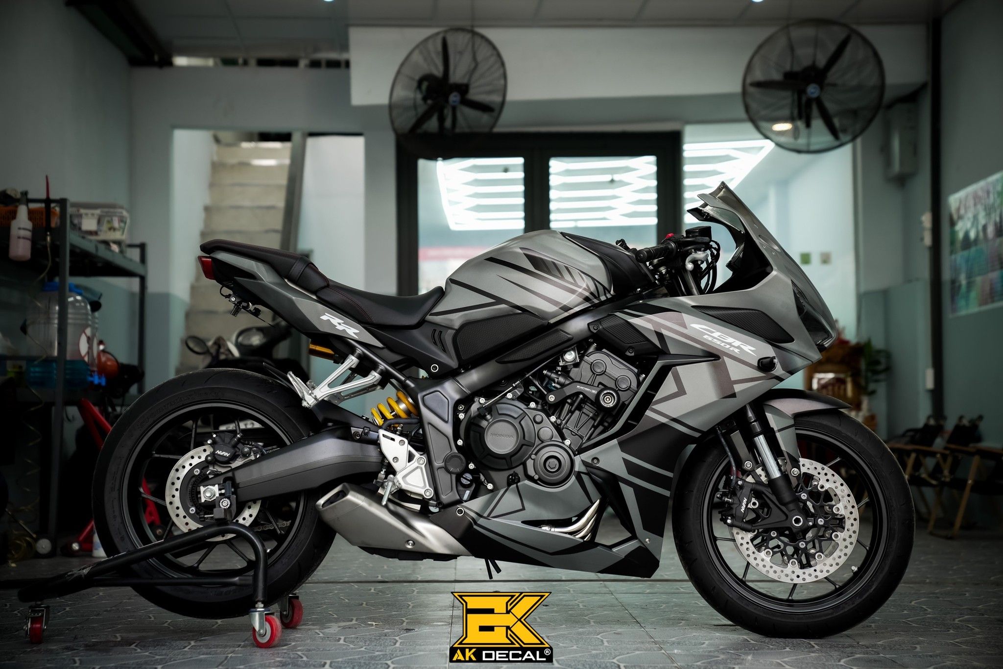 HONDA CBR 650R - 130923 – AK DECAL