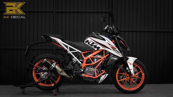 KTM DUKE 390 - 001 – AK DECAL
