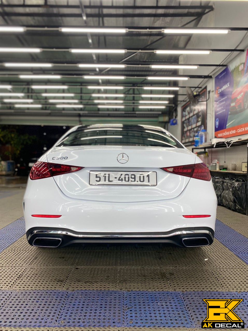 MERCEDES C300 - 09 WRAP WHITE – AK DECAL