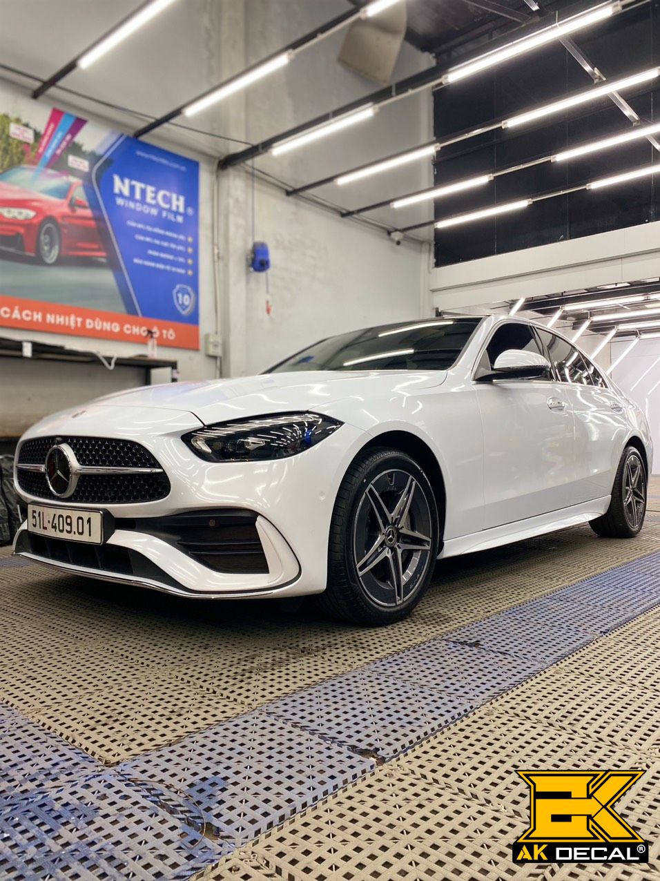 MERCEDES C300 - 09 WRAP WHITE – AK DECAL