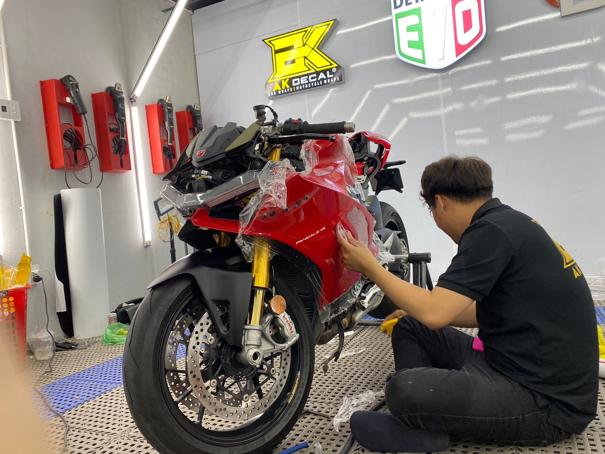 PPF DUCATI V4 – AK DECAL