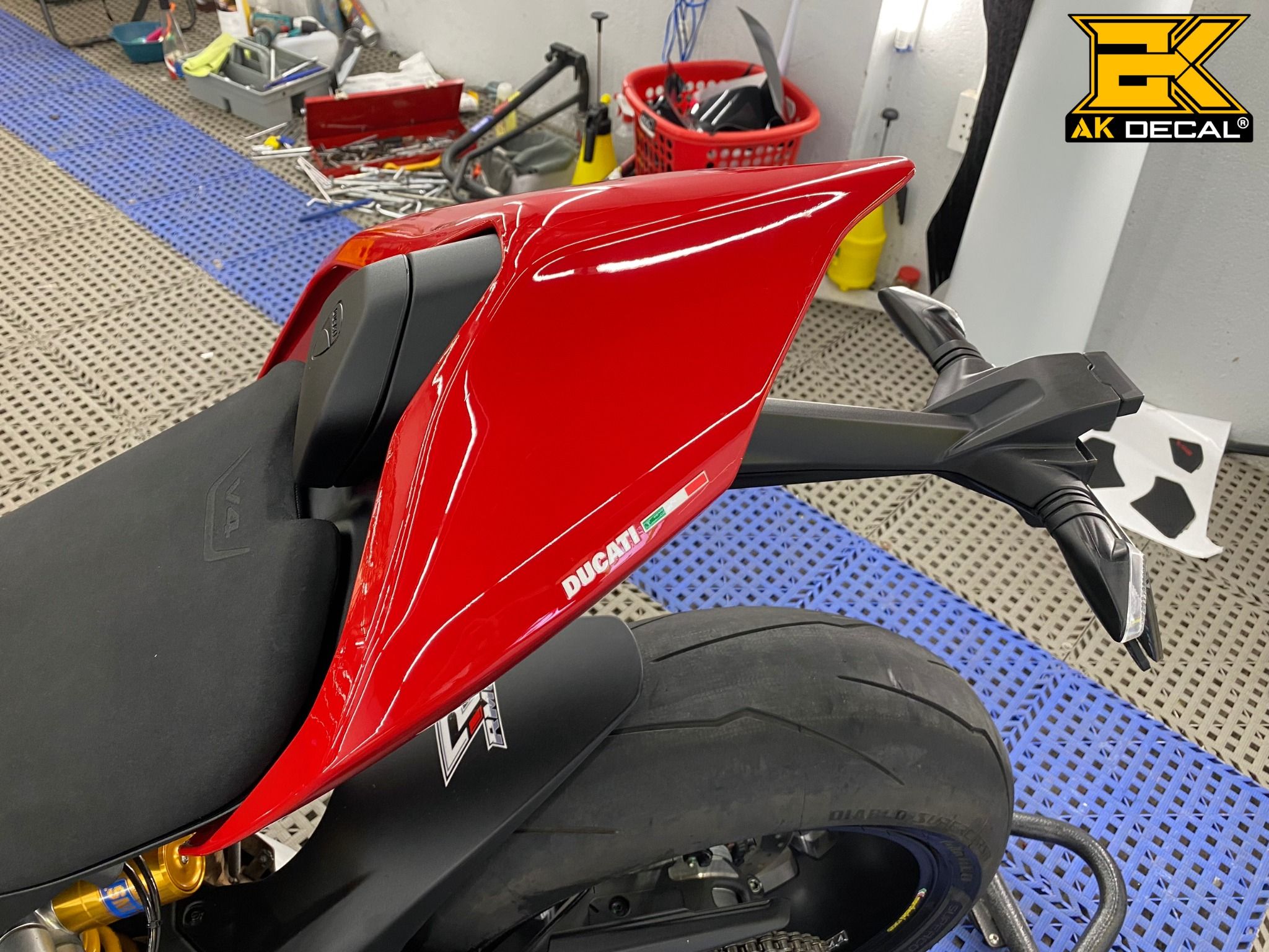 PPF DUCATI V4 – AK DECAL