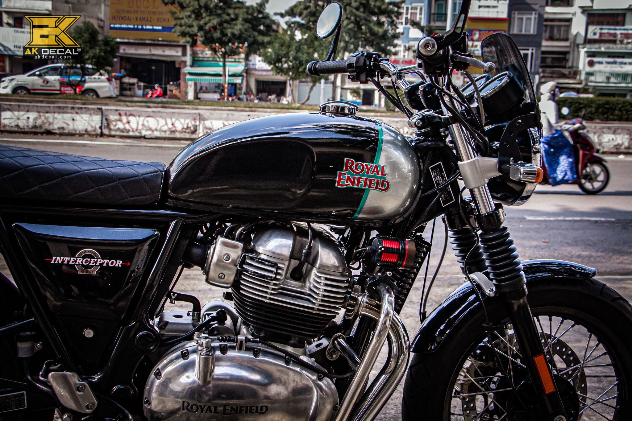 Royal Enfield Interceptor 650 - 011121 – AK DECAL