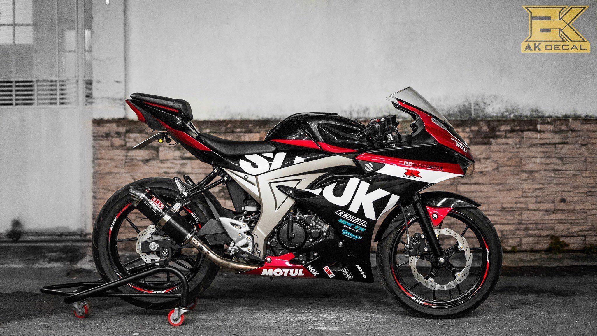 SUZUKI GSX R150 - 006 – AK DECAL