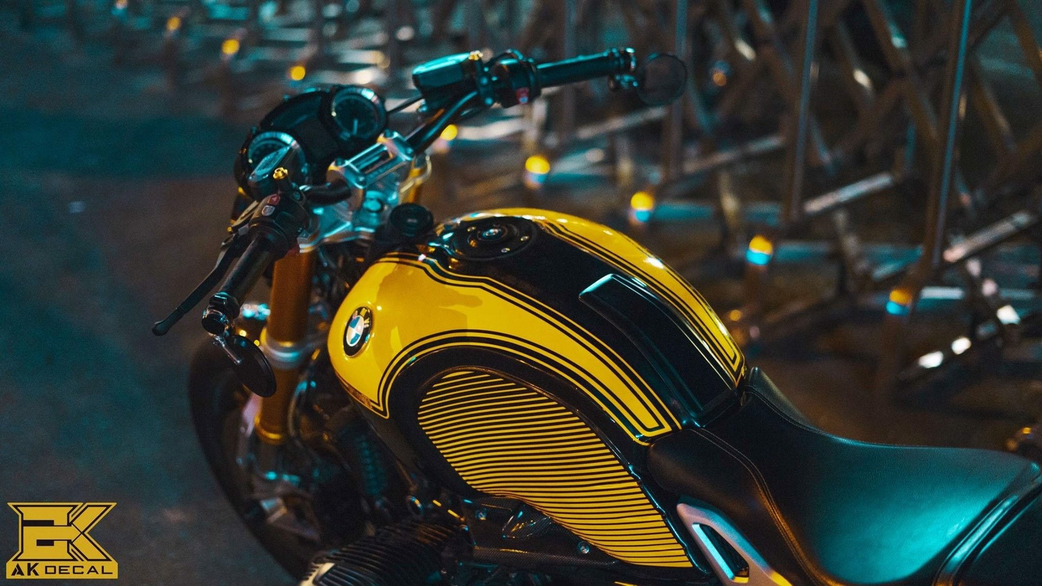 BMW R NINE T - 003 – AK DECAL