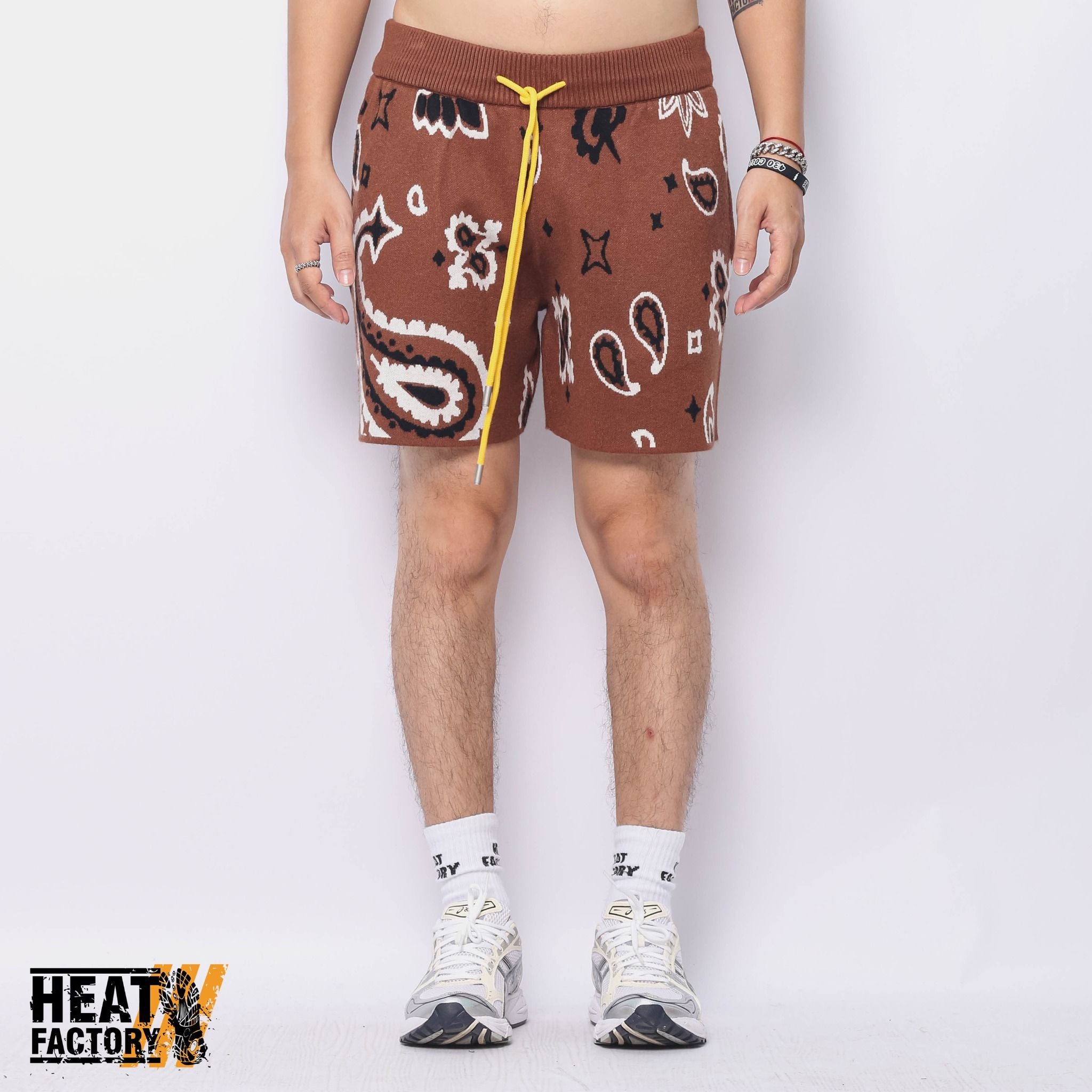 MNML Shorts Paisley (Brown) – Heat Factory