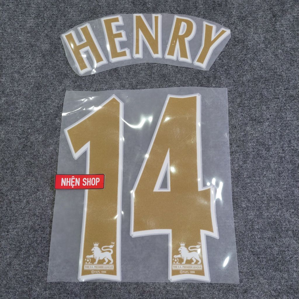 NAMESET HENRY #14 NGOẠI HẠNG ANH ARSENAL SÂN NHÀ 2005/06