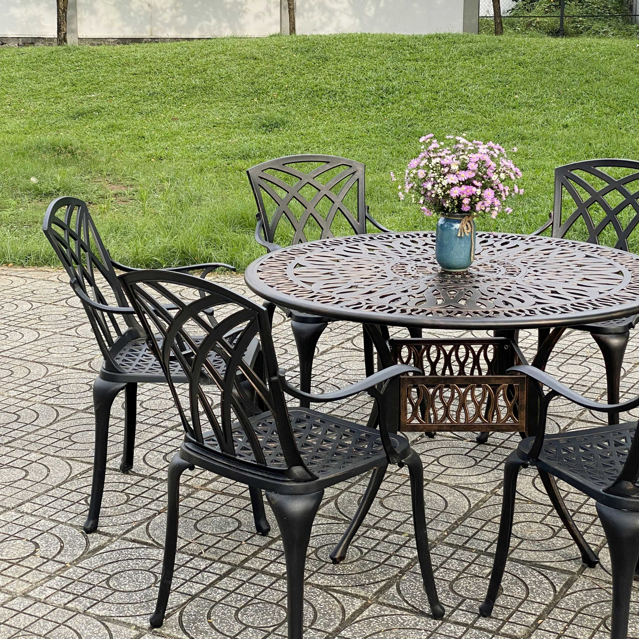 Bàn sân vườn BN26 – Nội Thất Luxvie