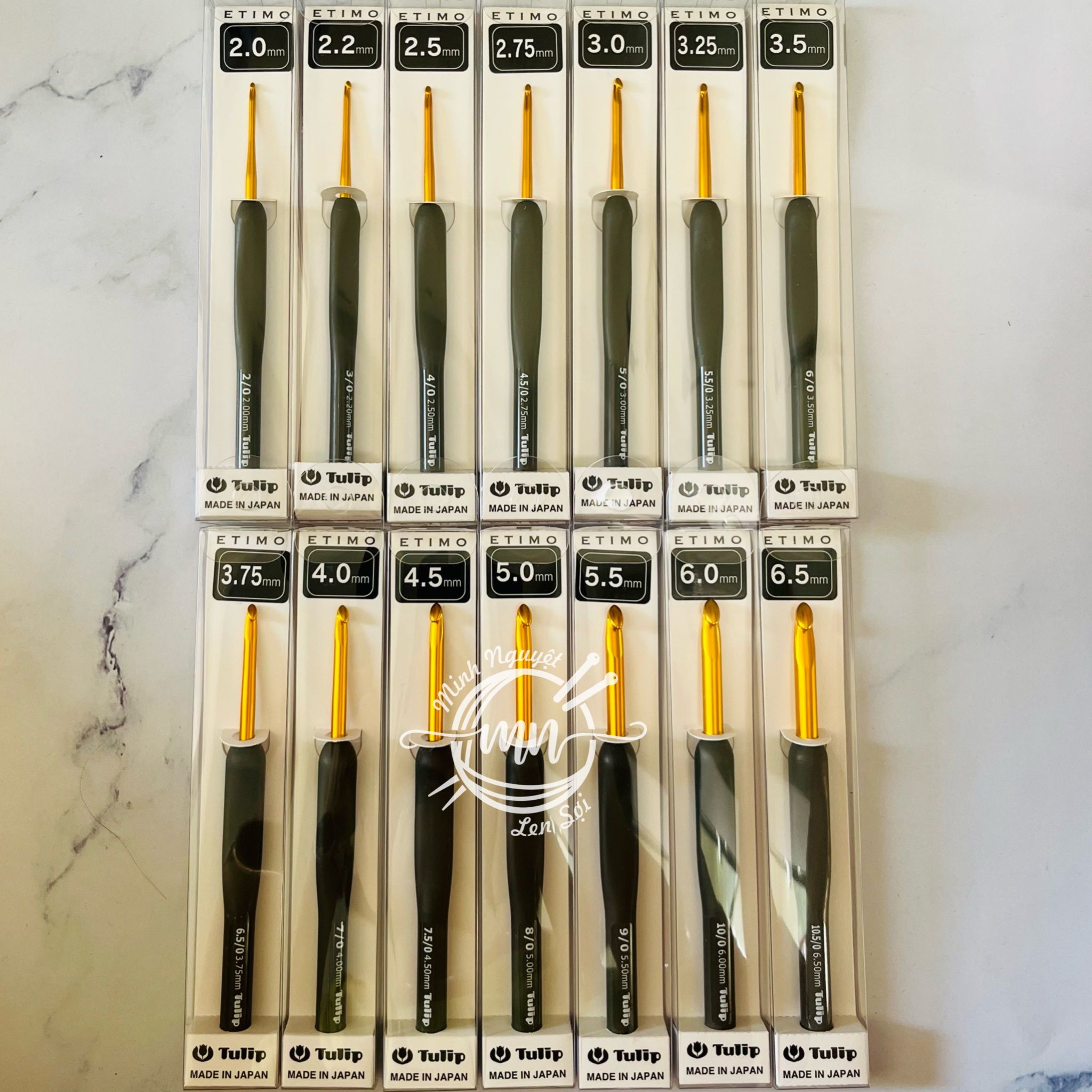 Tulip Etimo Crochet hook with cushion grip - Tulip xám – Len Sợi Minh ...