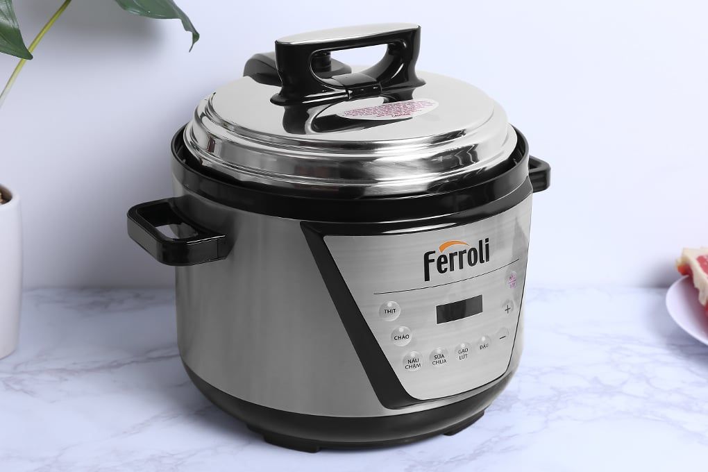 Nồi áp suất điện Ferroli FPC900-D 5 lít