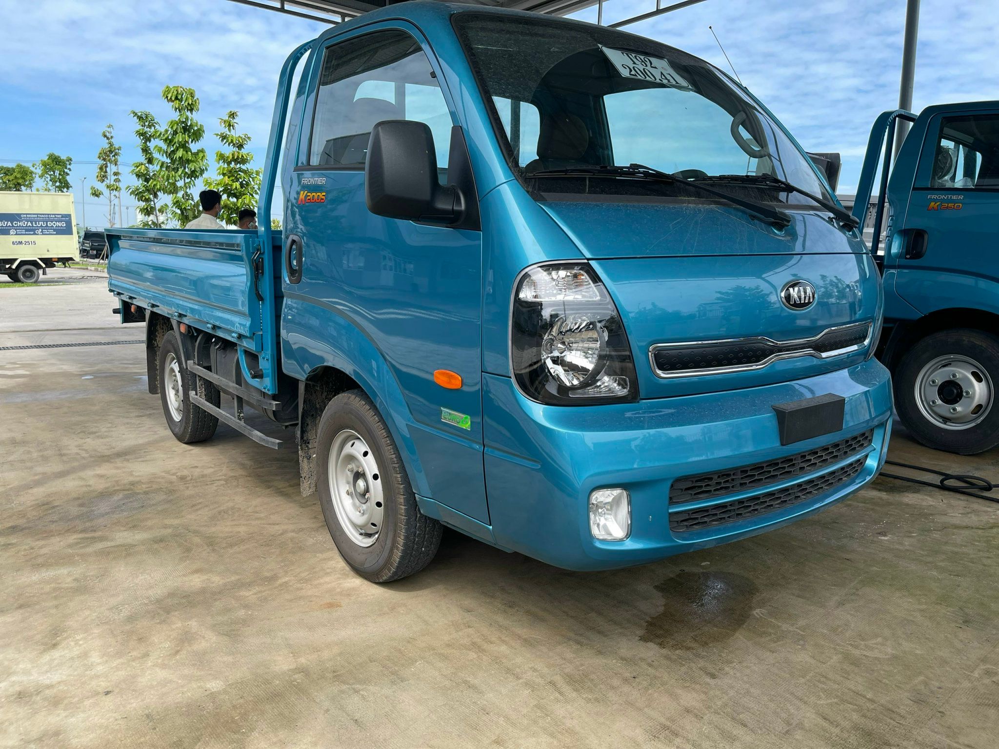 Xe Tải KIA K200S 1.7 Tấn Thùng Lửng – Isuzu An Khánh | Đại lý bán xe tải | Hotline: 094.55555.64