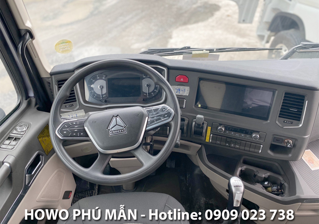 XE ĐẦU KÉO HOWO MAX 440 Howo Phú Mẫn