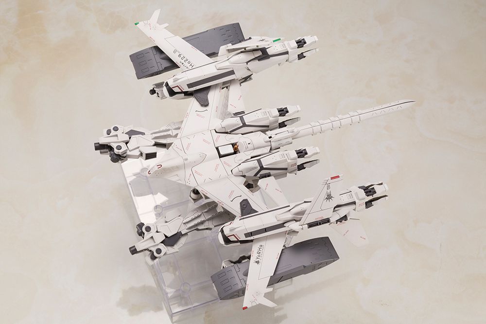 SQUARE ENIX Nier Automata Flight Unit Ho229 Type B & 2B - LIB Gunpla