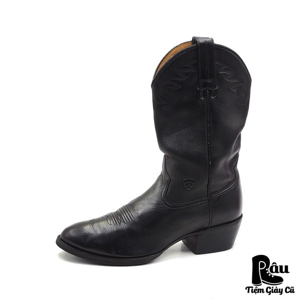 SIZE 41 – Râu - Tiệm giày cũ