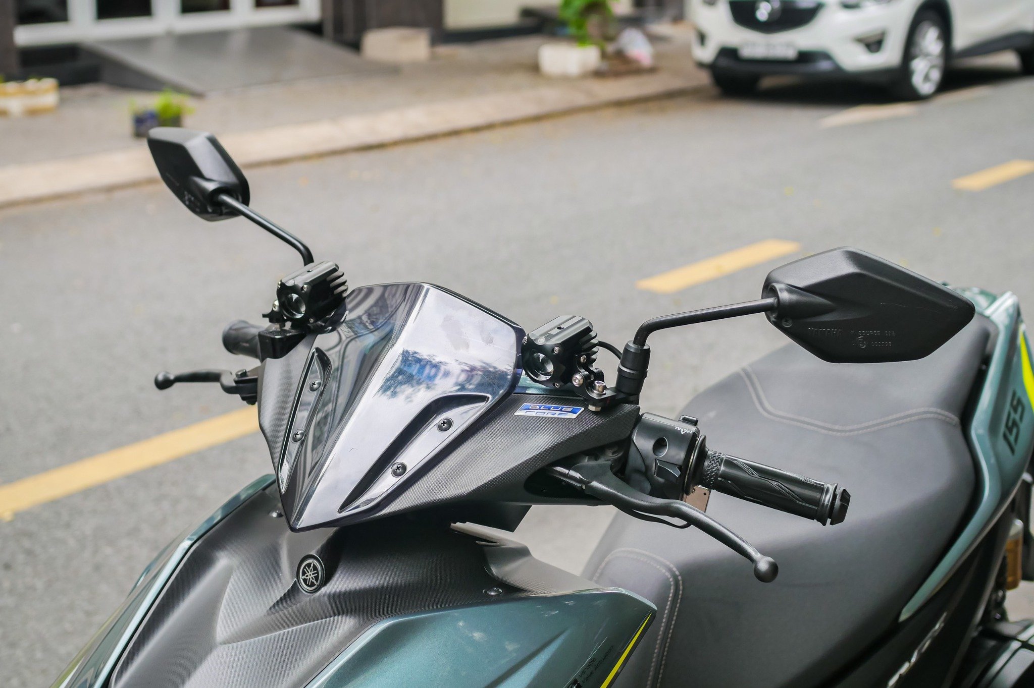 Đèn trợ sáng Future Eyes F150s – Anywhere Man