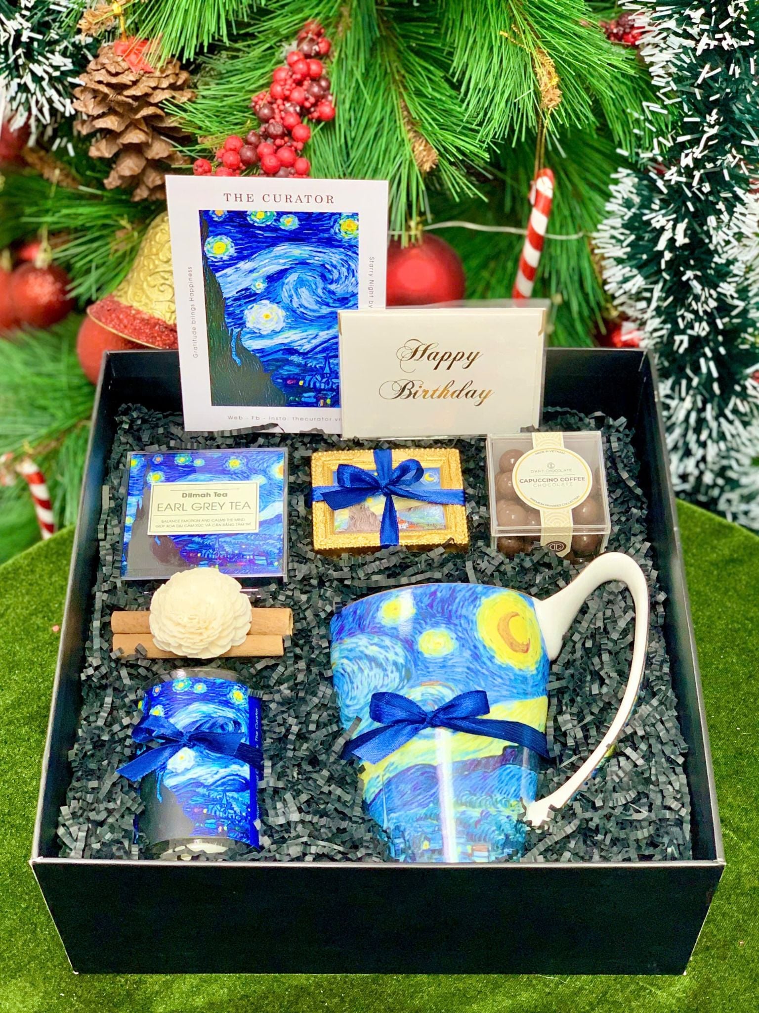 The Starry night giftbox – The Curator