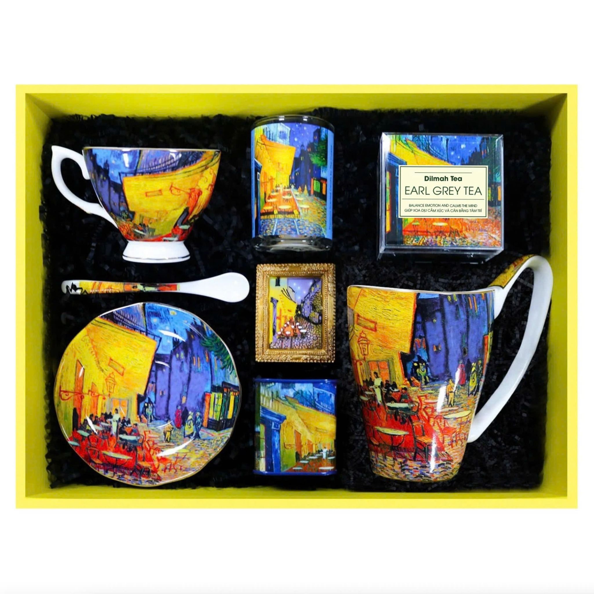 Cafe Terrace at night masterpiece collection – The Curator