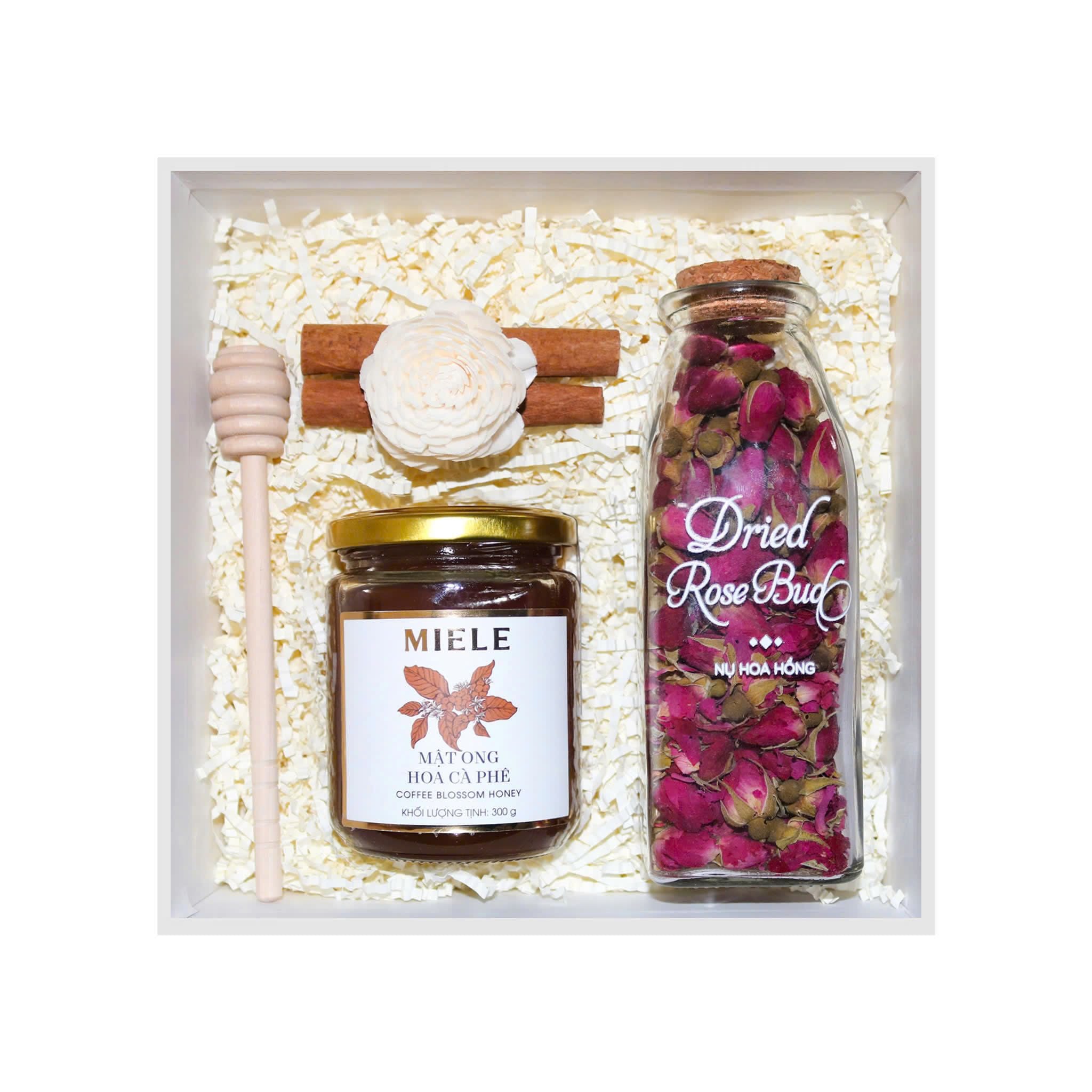 Sweet Rose – The Curator