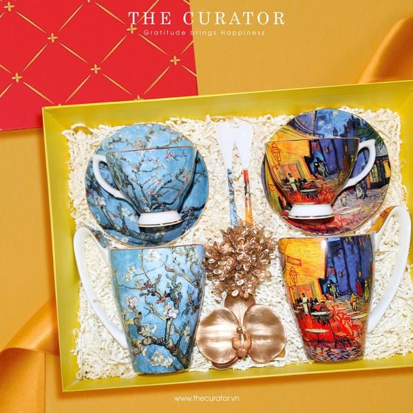 Art Lover Gift – The Curator