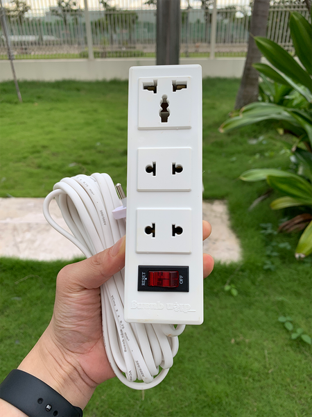 Ổ Cắm Điện Quang ĐQ 002A-02 (3 lỗ) - Năm SX 2014, 2015 – Giải pháp toàn ...