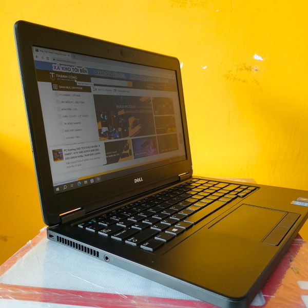 Laptop Dell E5250 12inch i5 5300U/ 8gb ram / 128gb ssd LCD 12.5 CŨ
