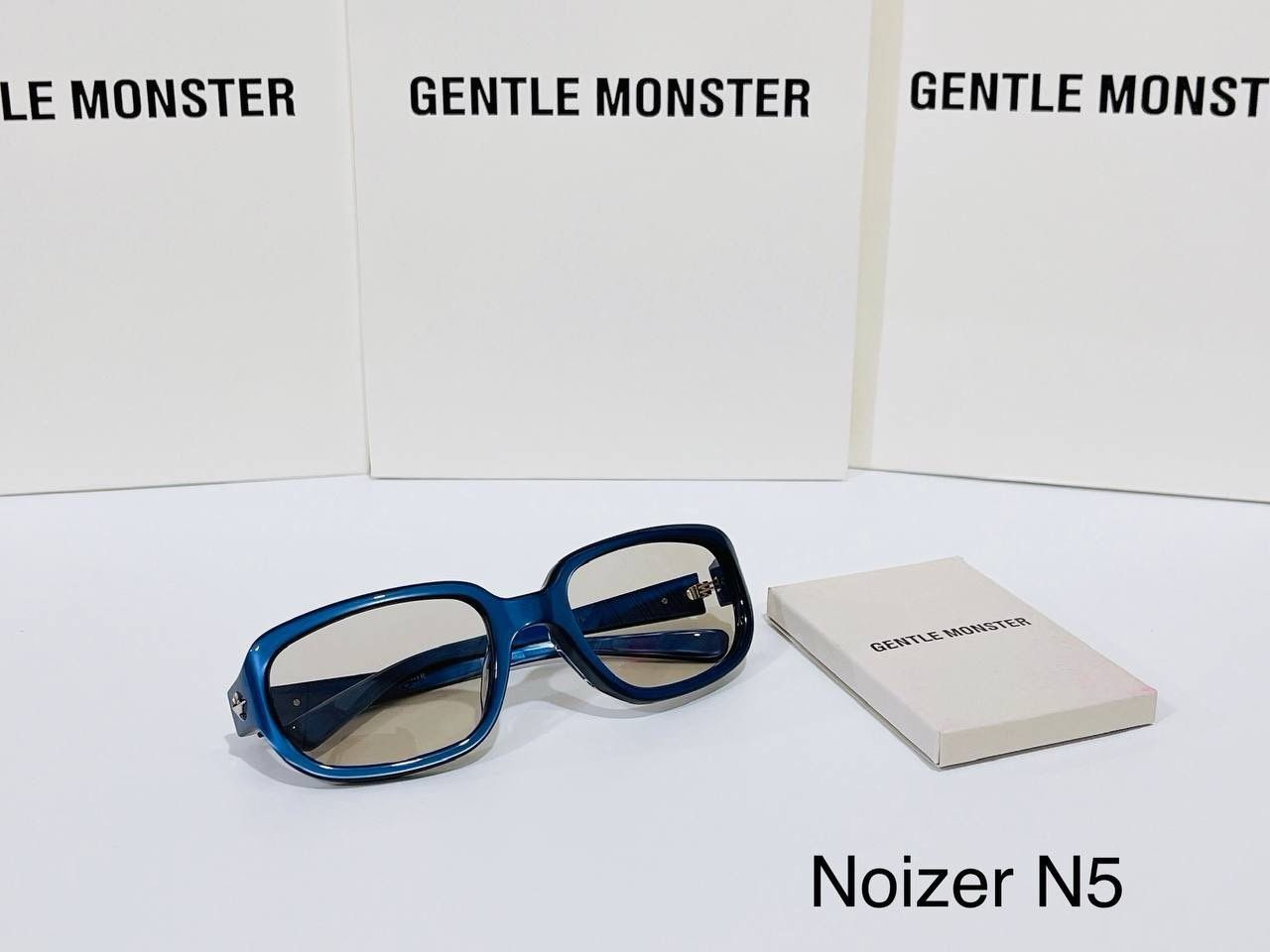 Kính Mắt Gentle Monster NOIZER N5 – ANORA.VN