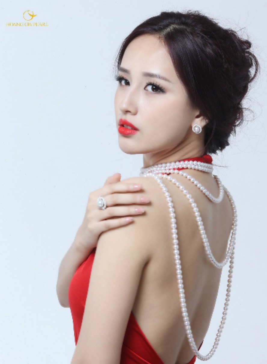 Rạng rỡ đón mùa lễ hội với trang sức ngọc trai biển - Hoàng Gia Pearl