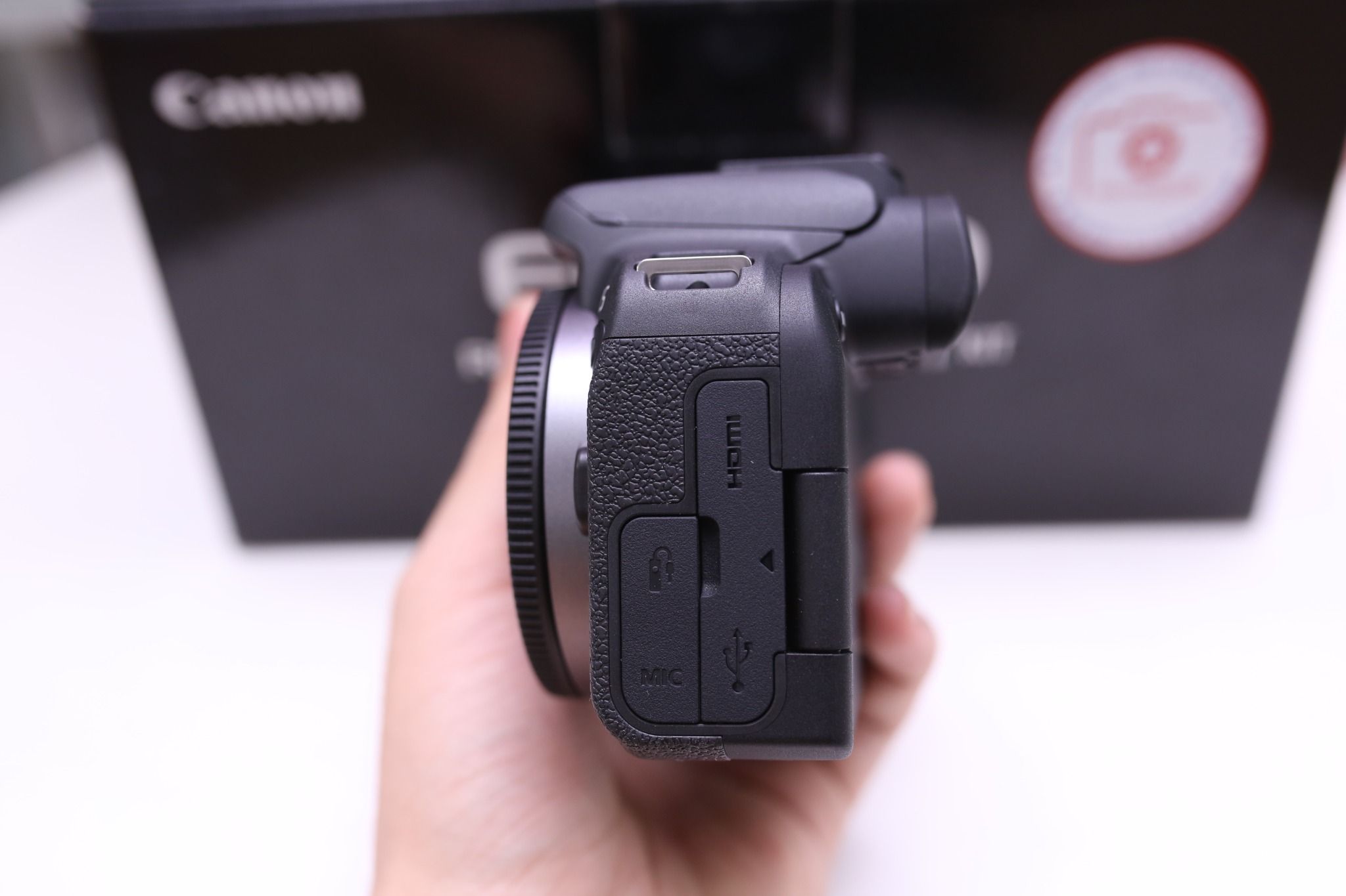 Canon EOS R10 Mới 100% Chính Hãng ( Lê Bảo Minh ) – Máy Ảnh City