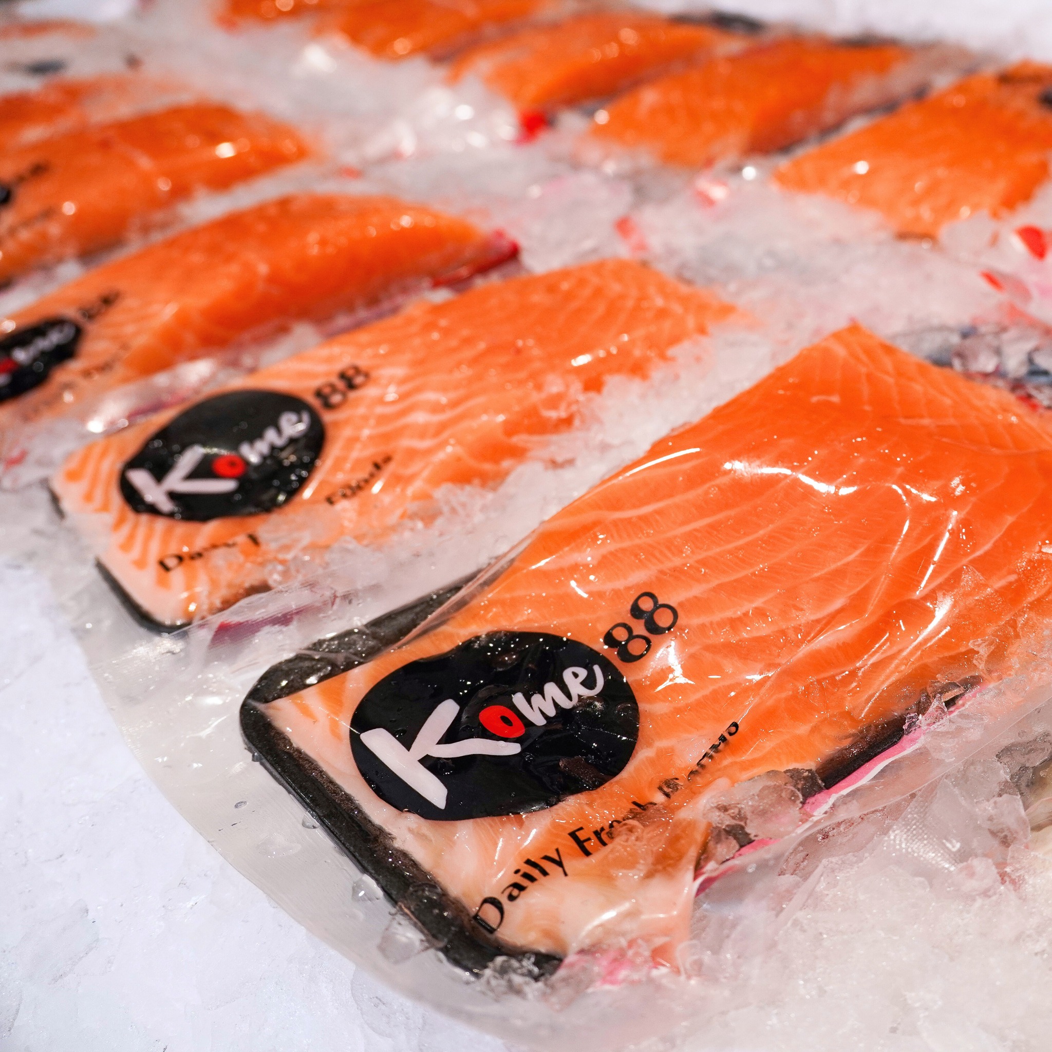 Cá Hồi Tươi Na Uy Fillet – Kome88